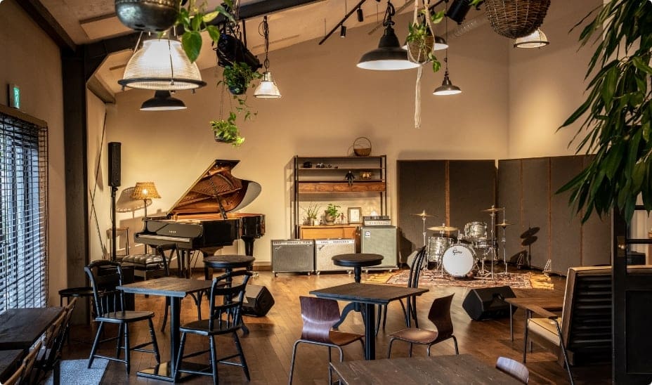 STUDIOS | HOLYHOUSE STUDIOS（ホーリーハウス）